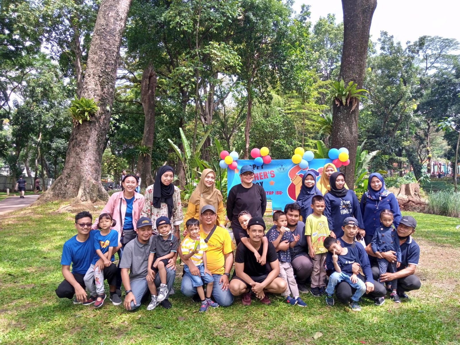 Merayakan Hari Ayah Nasional bersama KB Sayap Ibu Unit Menteng wadas ...